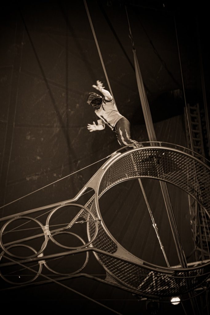 Circus Photography in a Nutshell with Mark Turner - StageLync