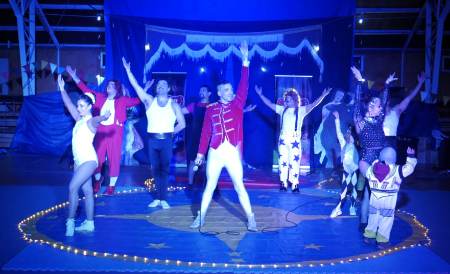 The New Traditional Circus of Hermanos Castro in Chiloé - StageLync